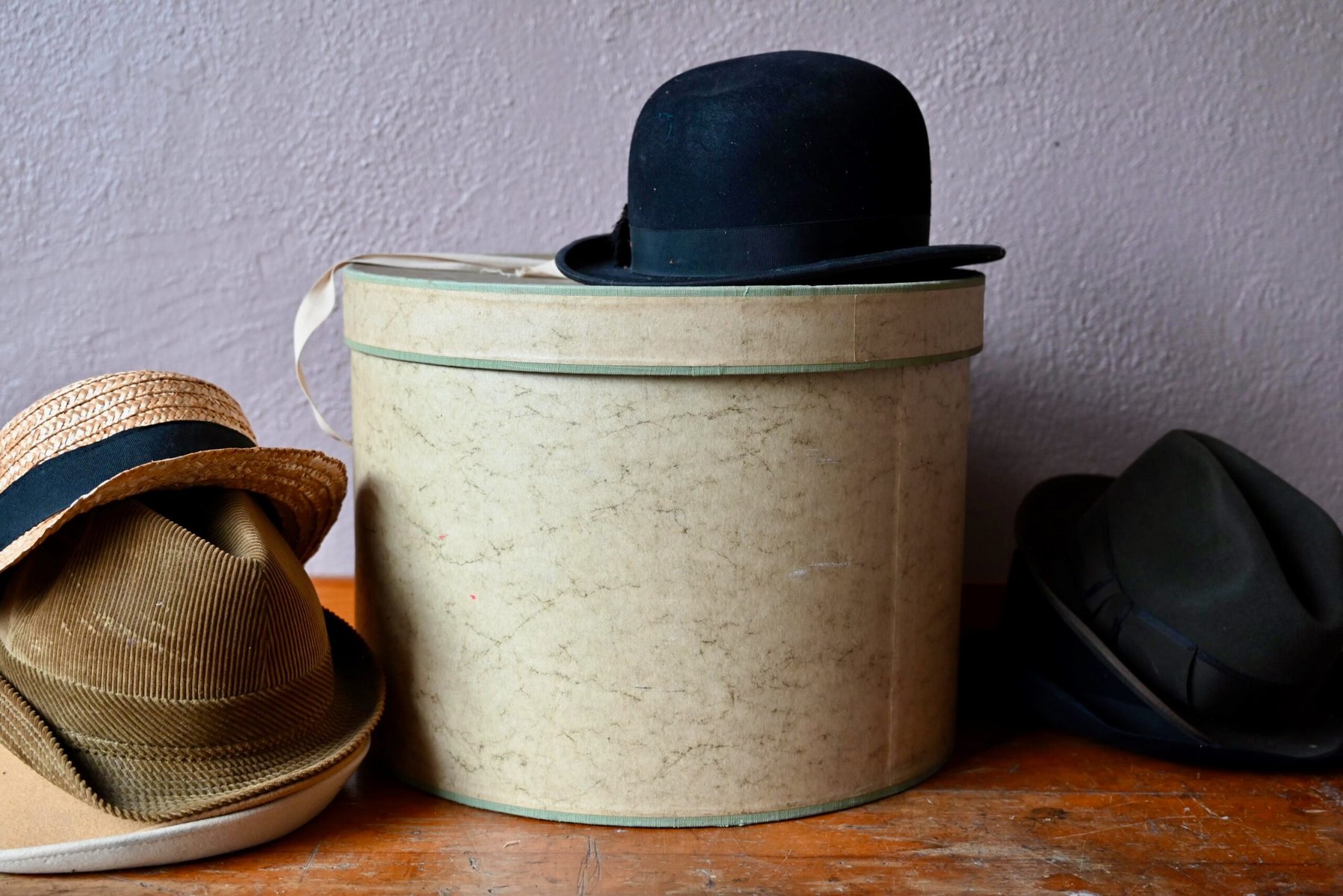 Large French Cardboard Hat Box for sale at Pamono