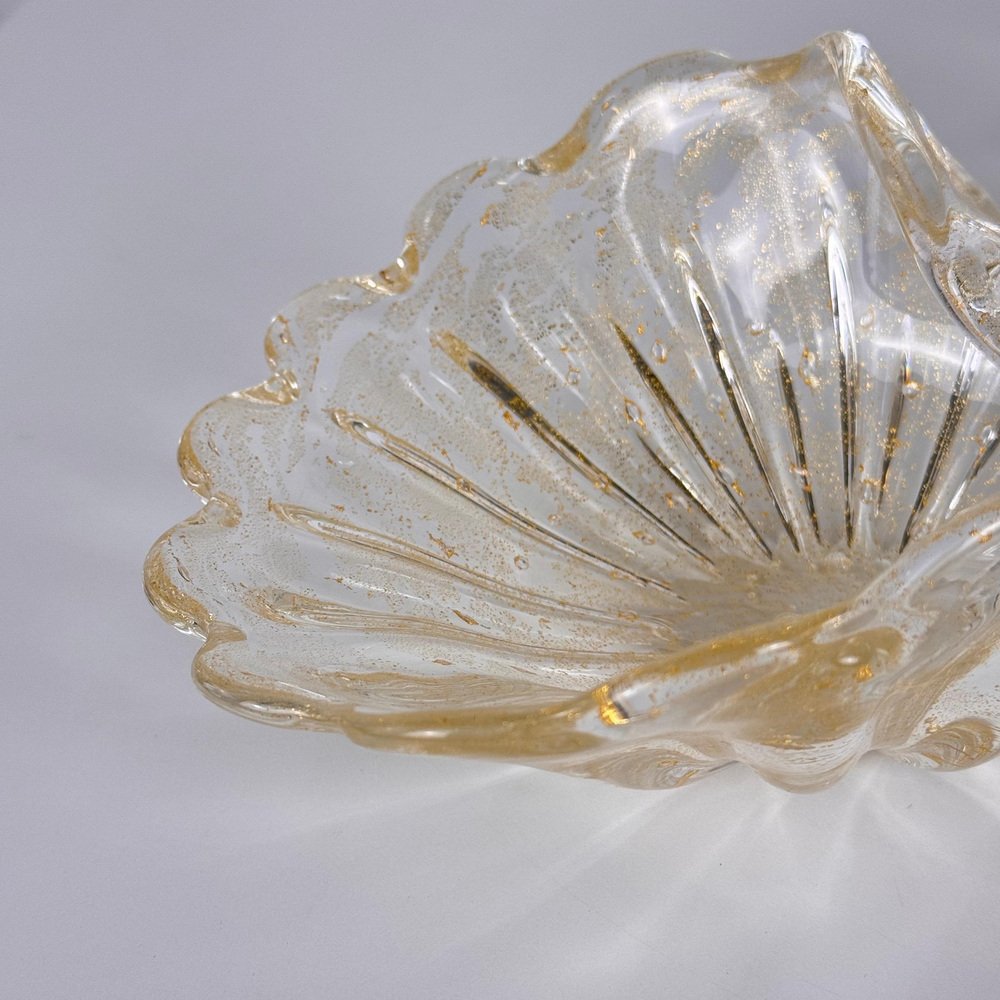 Murano Glass Catch-Alls in Shell Shape with Gold Detailing, 1970, Set ...