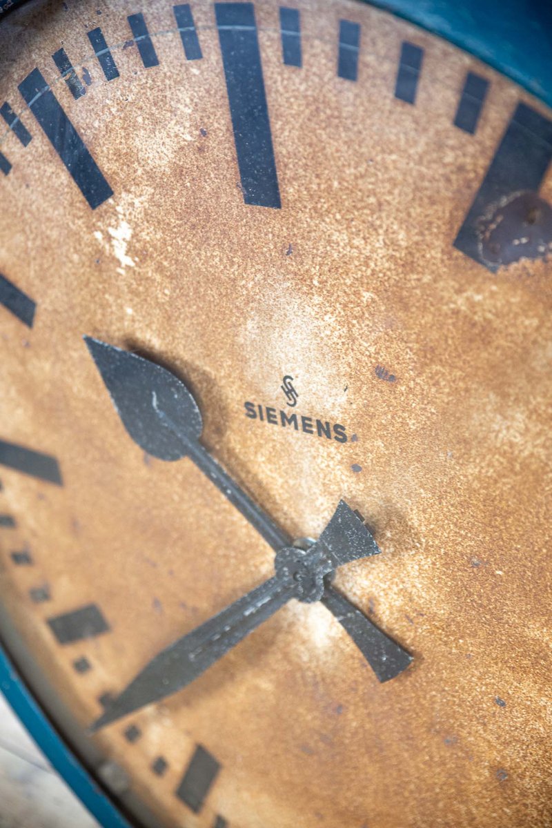 Very Large Blue Clock from Siemens, 1950s for sale at Pamono