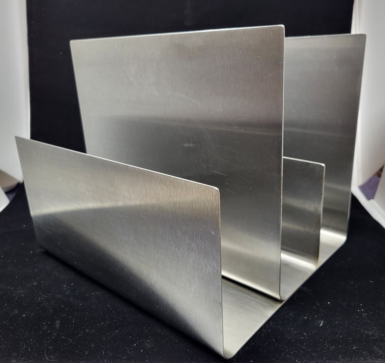 Space Age Brushed Aluminum Magazine Rack, France, 1970s for sale at Pamono