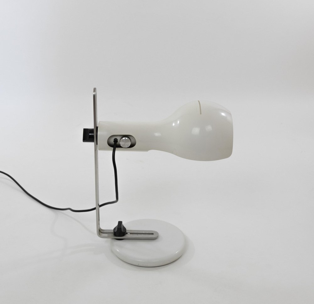 White Flash Table Lamp by Joe Colombo for O-Luce, 1970s for sale at Pamono
