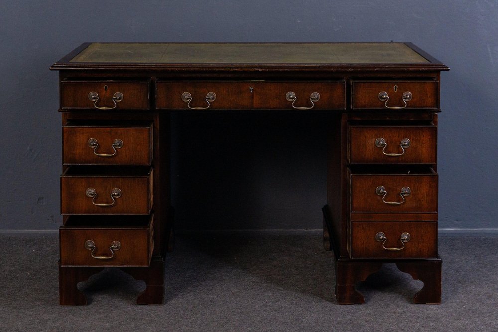 English Style Desk, Late 20th Century for sale at Pamono