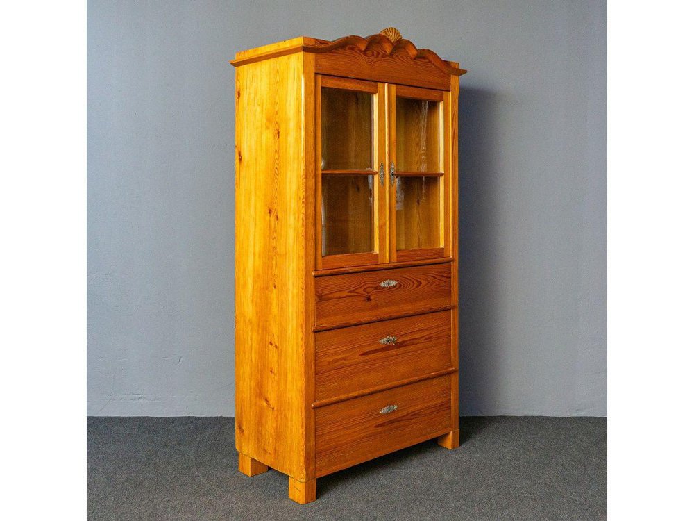 Biedermeier Pine Kitchen Cupboard for sale at Pamono