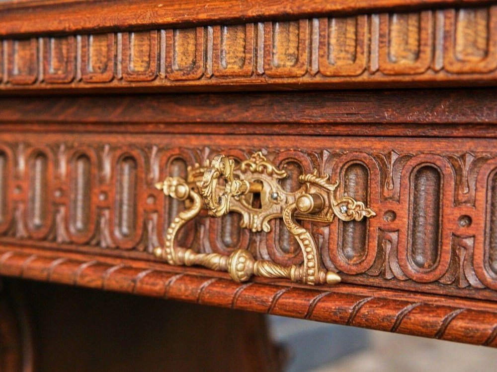 Neo-Renaissance Style Oak Desk for sale at Pamono