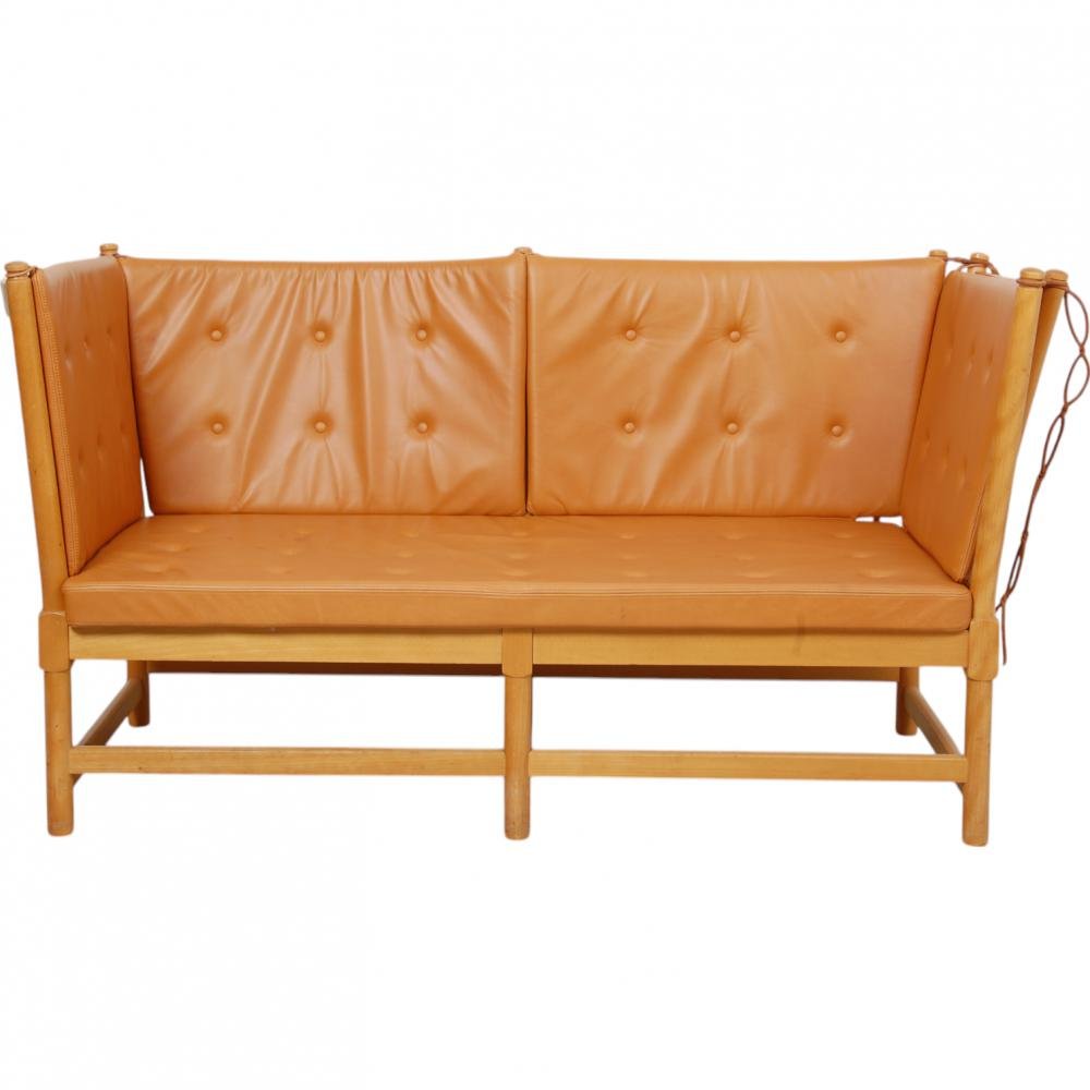 Spoke-Back Sofa in Cognac Aniline Leather by Børge Mogensen, 1980s for ...