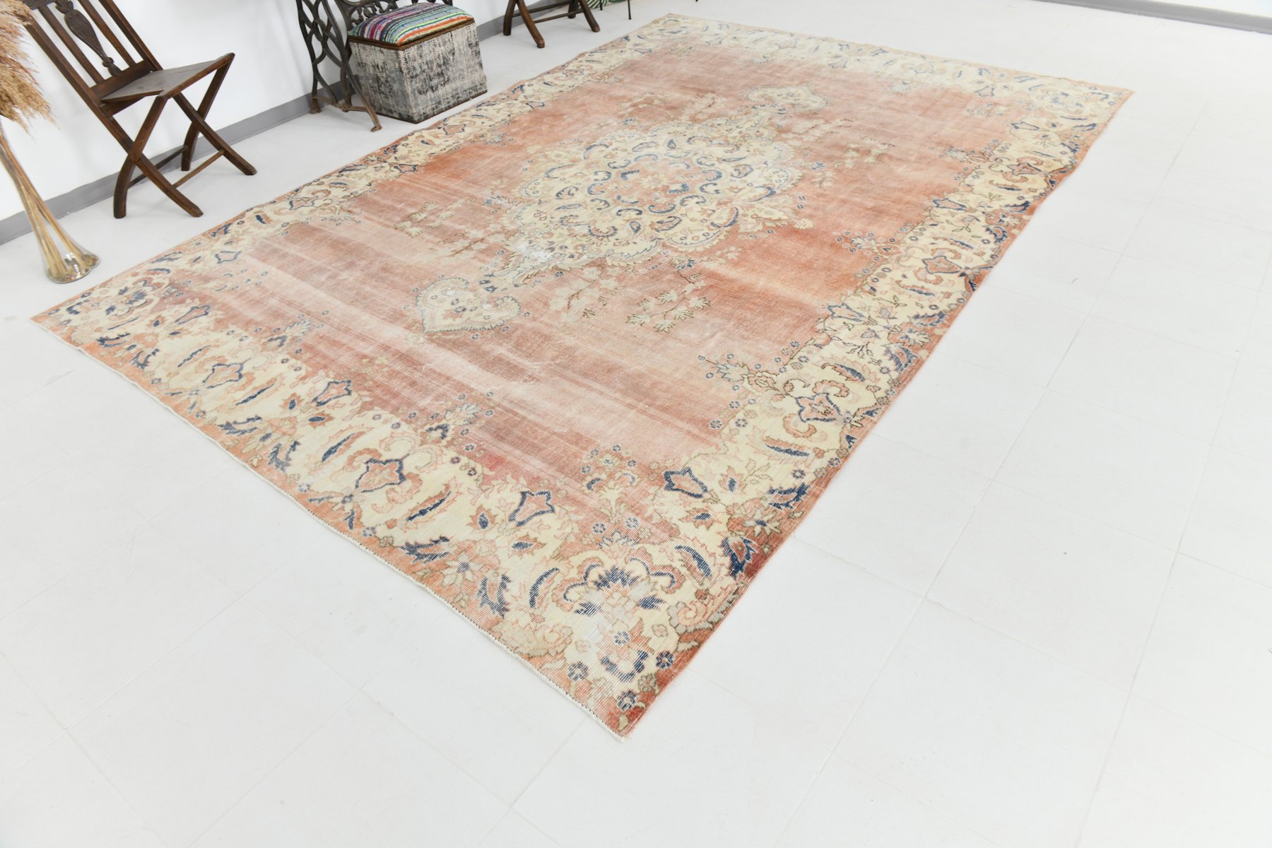 Large Turkish Pastel Rug in Wool for sale at Pamono
