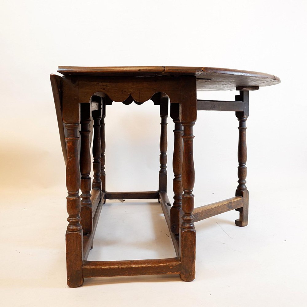 19th Century English Gate-Leg Table with Flaps and Turned Legs for sale ...