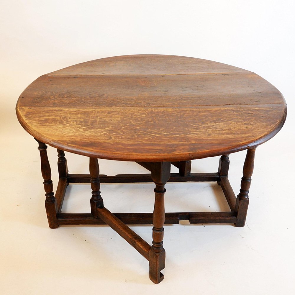 19th Century English Gate-Leg Table with Flaps and Turned Legs for sale ...