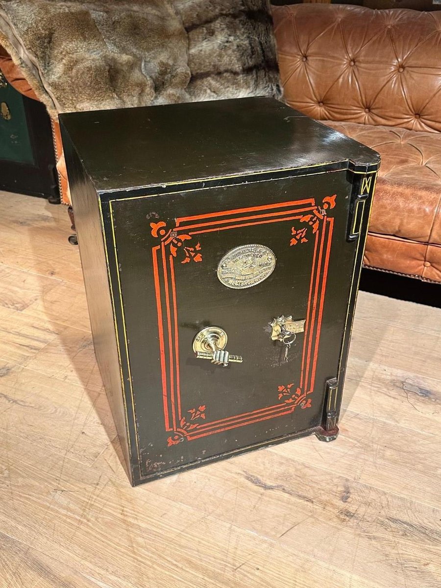 Antique Safe, 1890s for sale at Pamono