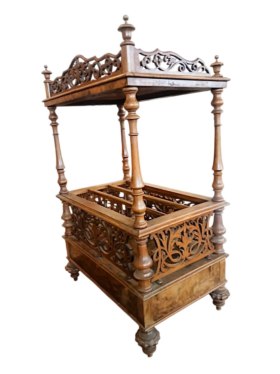 Bolognese Etagère in Olive Tree and Briar, 19th Century for sale at Pamono