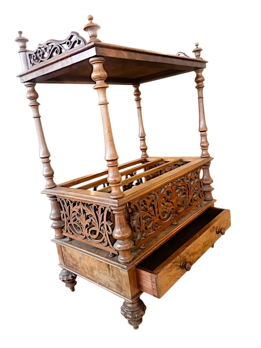 Bolognese Etagère in Olive Tree and Briar, 19th Century for sale at Pamono