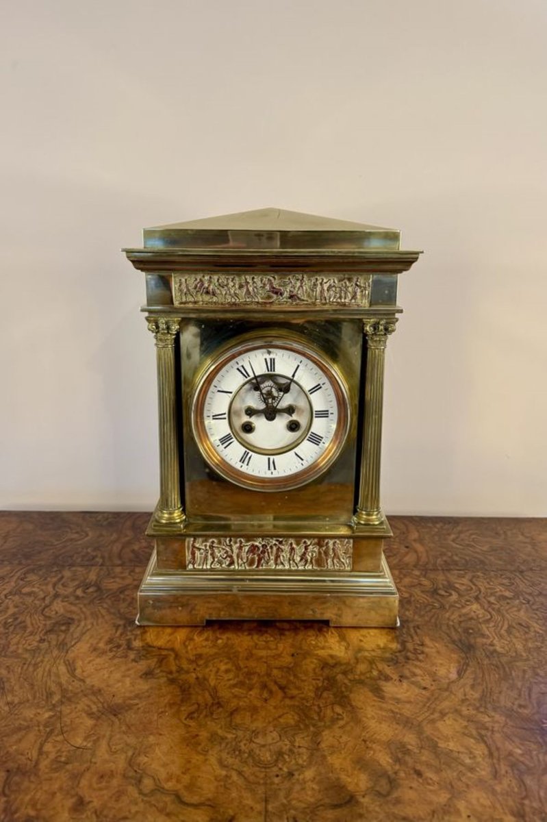 Antique French Victorian Brass Mantle Clock, 1870 for sale at Pamono