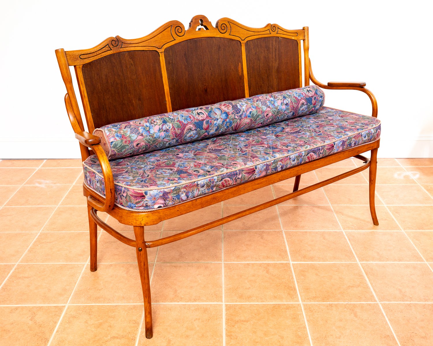 Antique Art Nouveau Bench in Bentwood from Jacob & Josef Kohn, 1899 for ...
