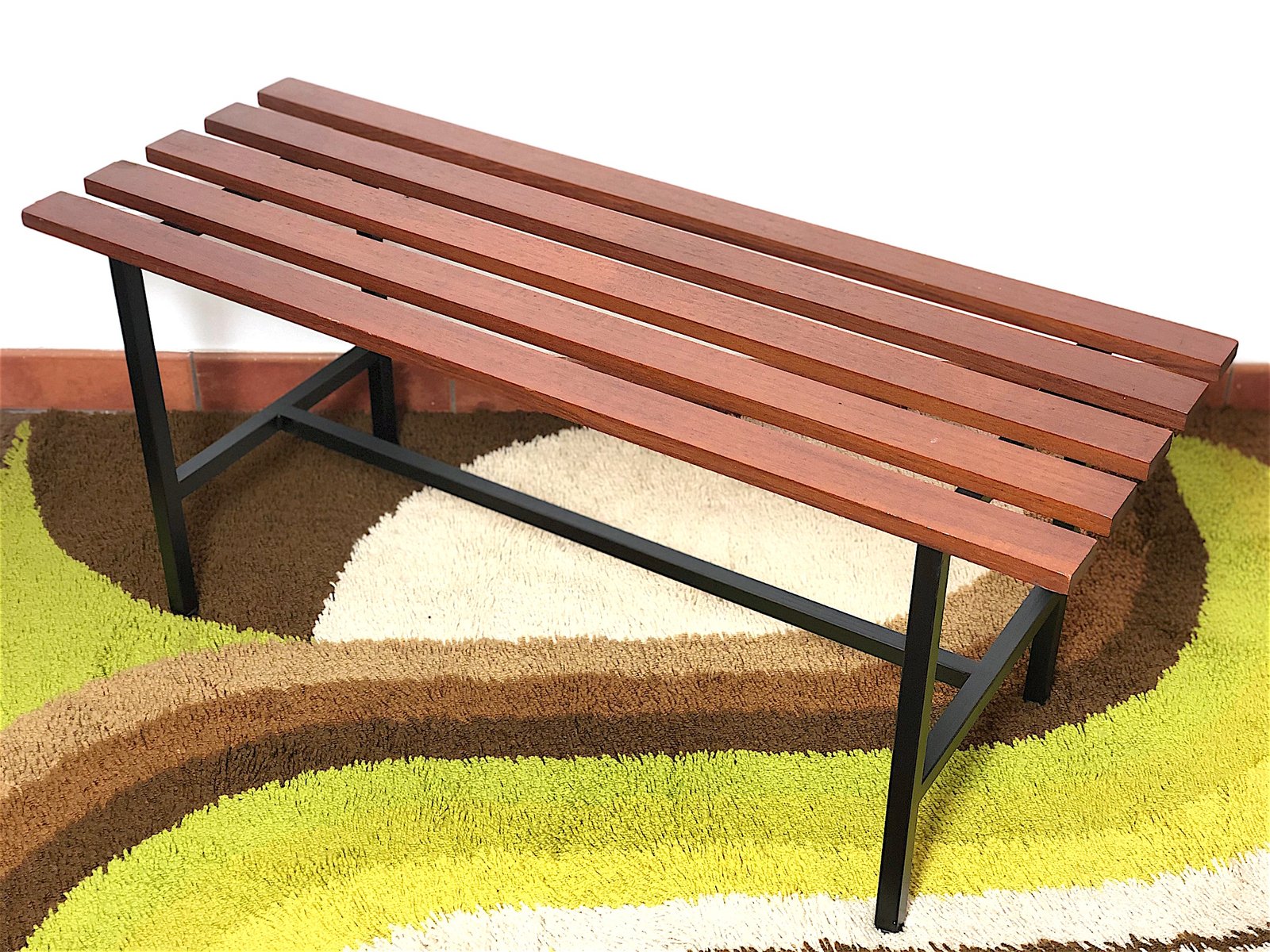 Mid-Century Modern Italian Bench in Teak, 1960s for sale at Pamono