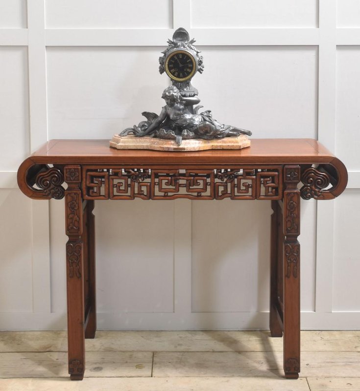 Chinese Altar Table, 1890s for sale at Pamono