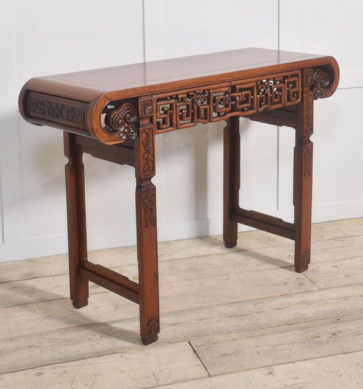 Chinese Altar Table, 1890s for sale at Pamono