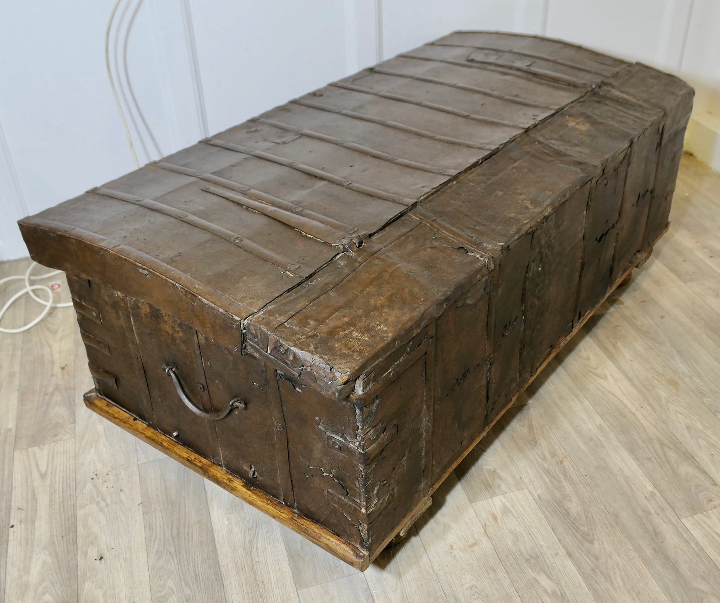 Spanish Decorative Metal Dome Top Trunk for sale at Pamono