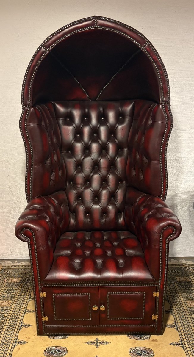 Porters Chair in Burgundy Leather for sale at Pamono