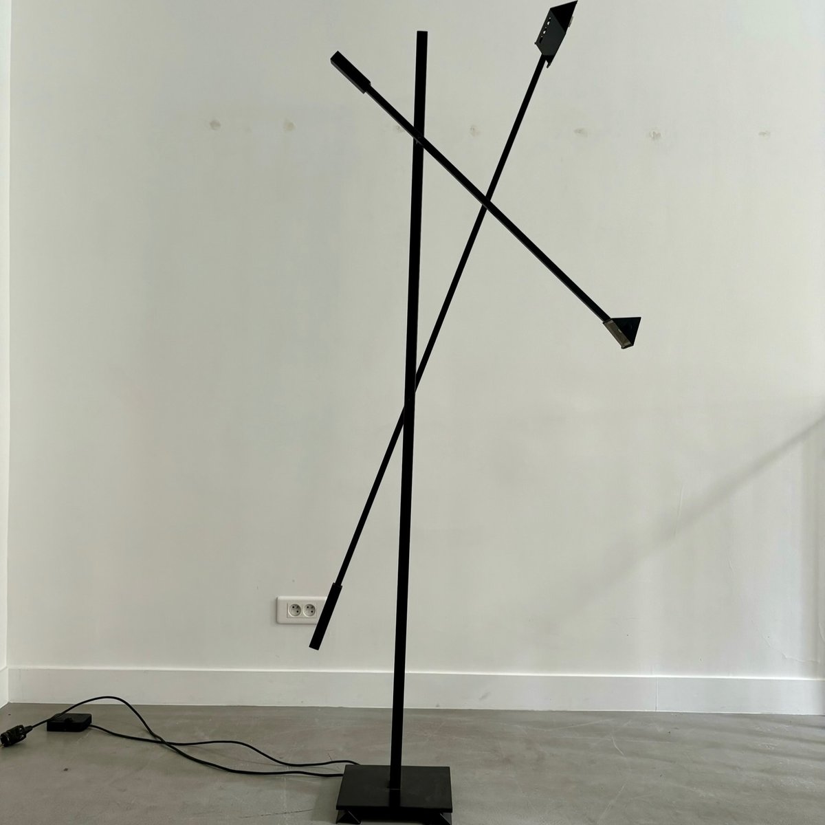 Mikado Floor Lamp by Michel Senné for Artlumiere, 1970 for sale at Pamono