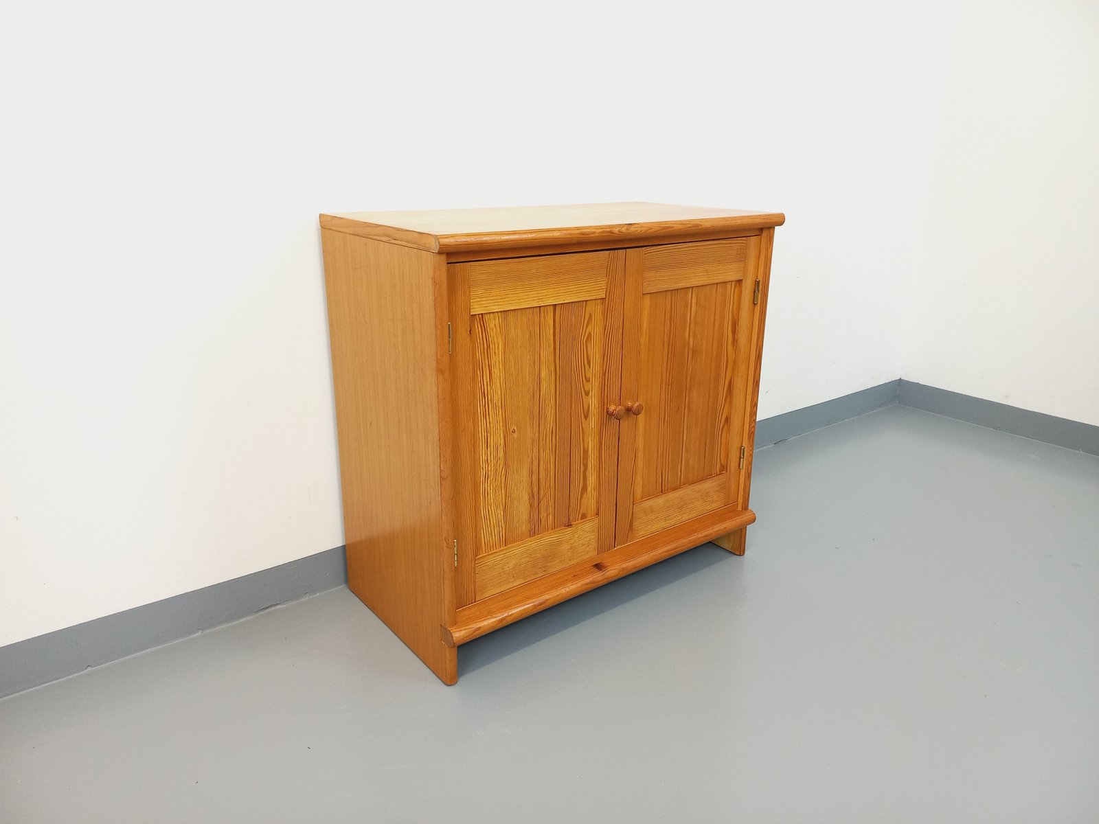 Vintage Pine Storage Unit, 1960s for sale at Pamono