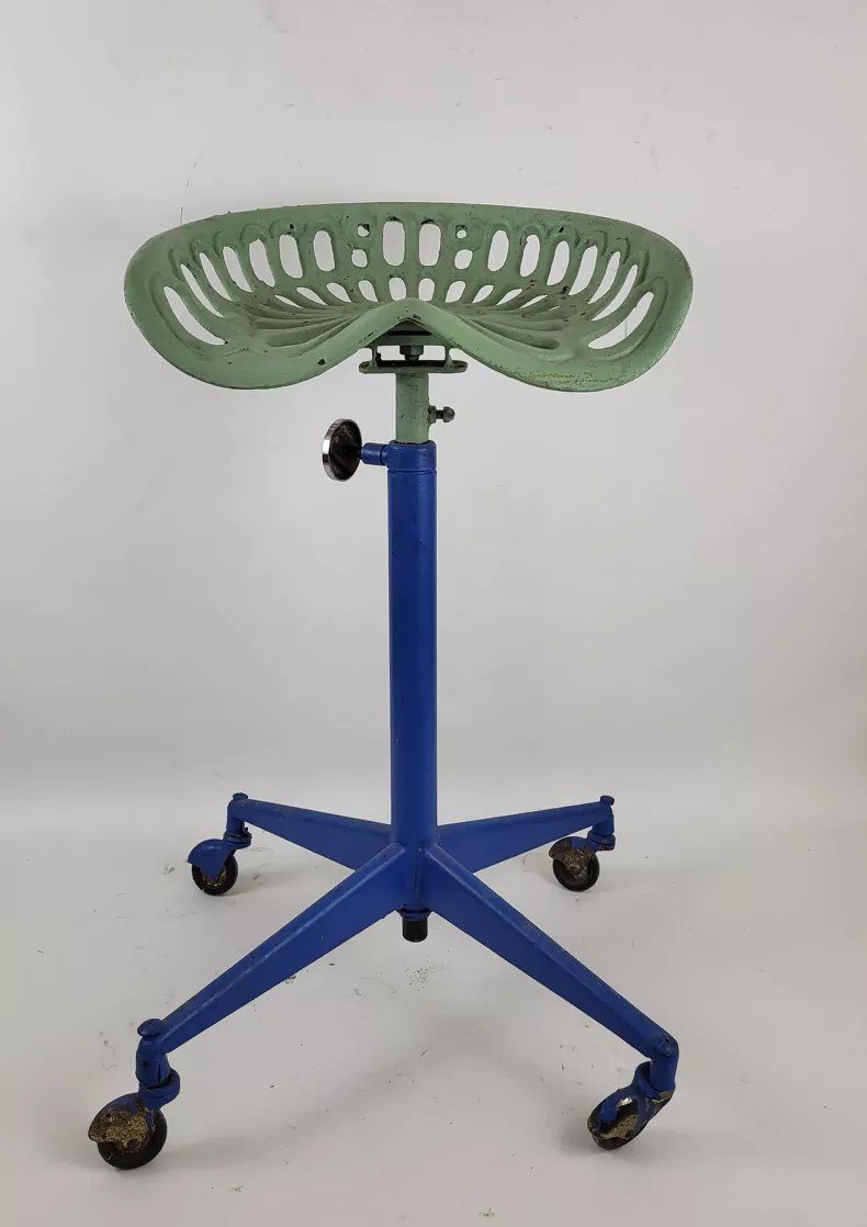 High Cast Iron Tractor Stool, 1950s for sale at Pamono