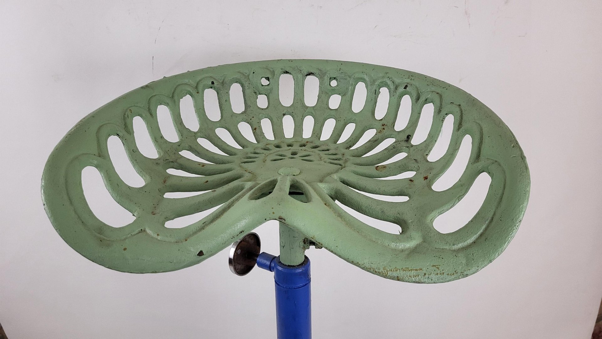 High Cast Iron Tractor Stool, 1950s for sale at Pamono