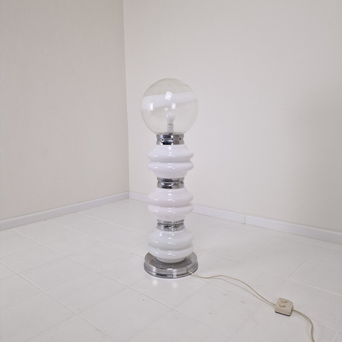 Italian Murano Floor Lamp in 3 Colors Light attributed to Carlo Nason ...