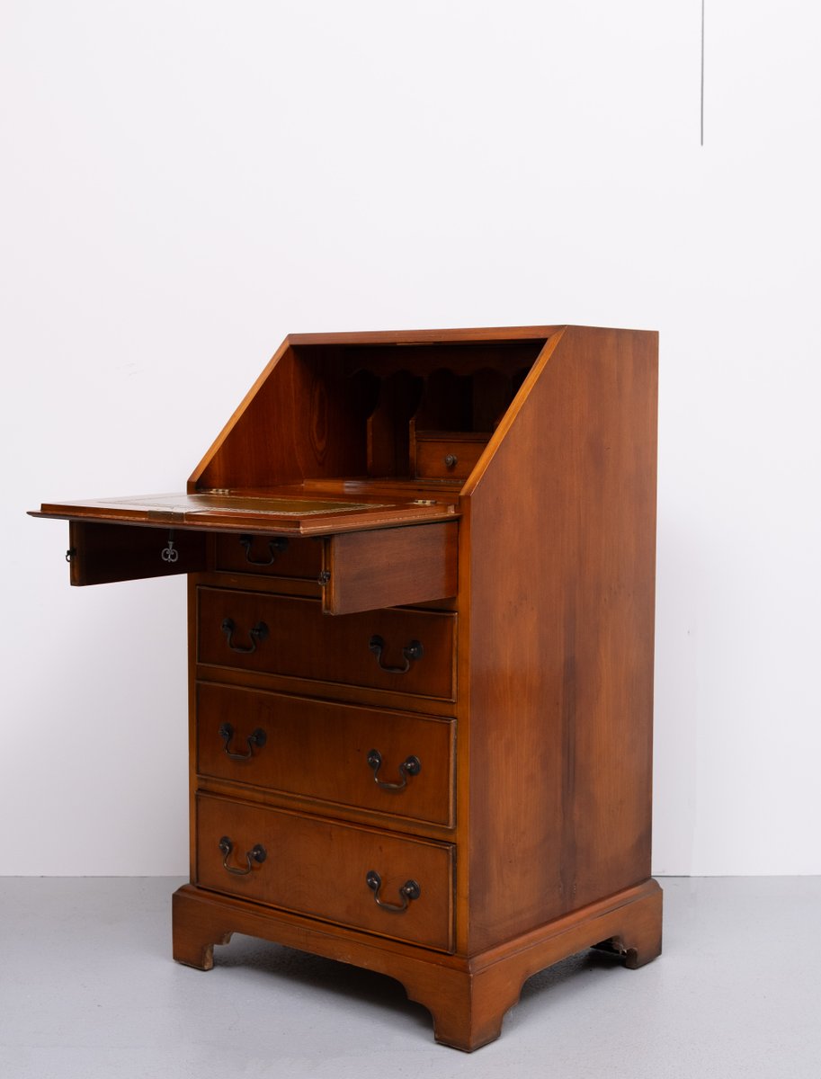 Small Georgian Mahogany Secretary, 1960s for sale at Pamono