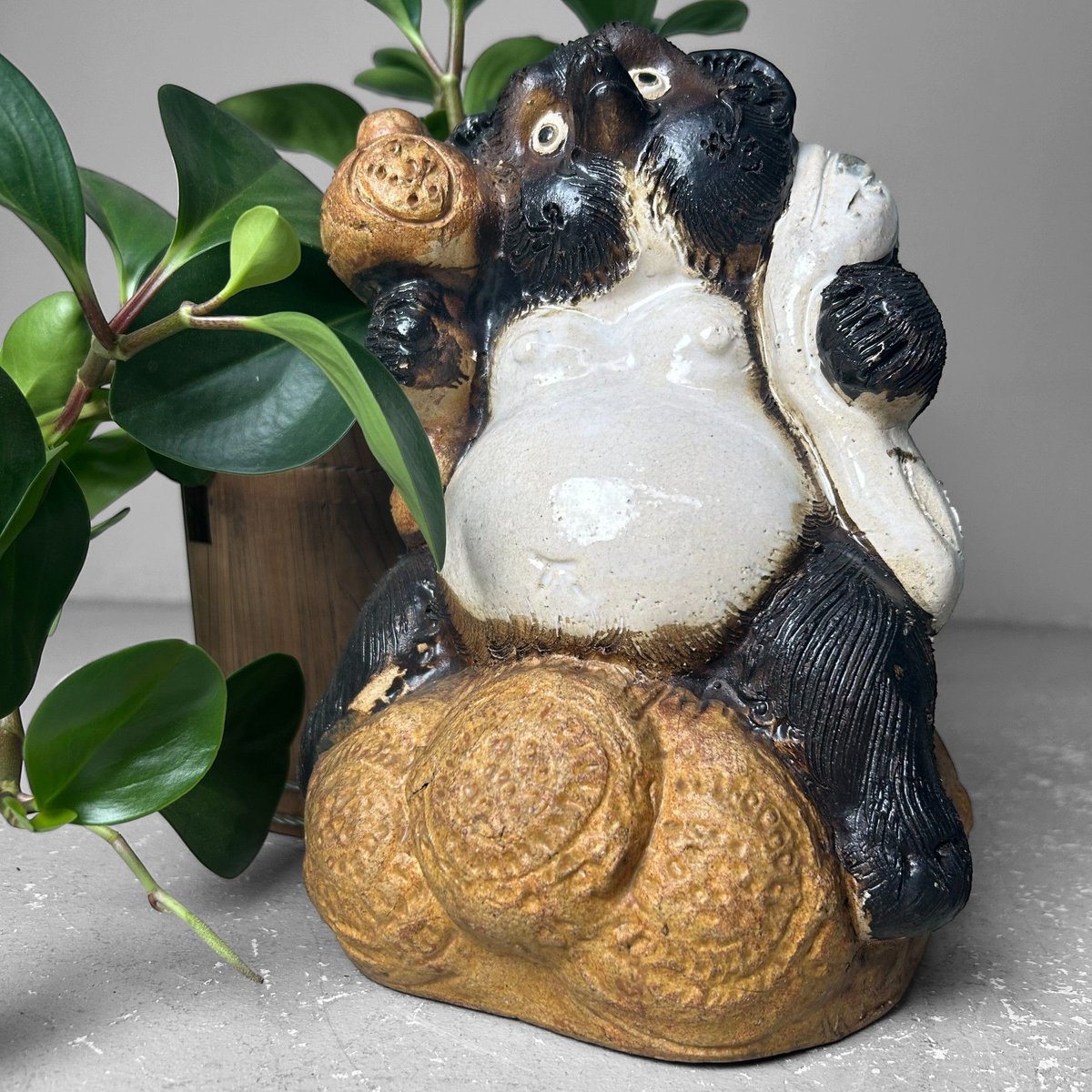 Shōwa Era Tanuki Daikokuten Statue, Japan, 1980s for sale at Pamono