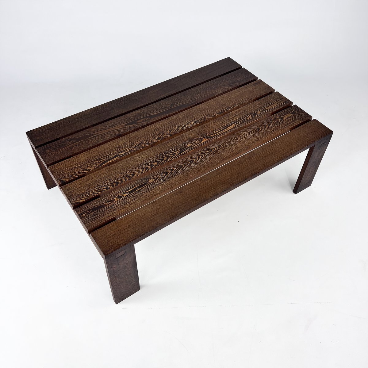 Niederländischer Mid-Century Modern Couchtisch aus Wengé, 1960er bei ...