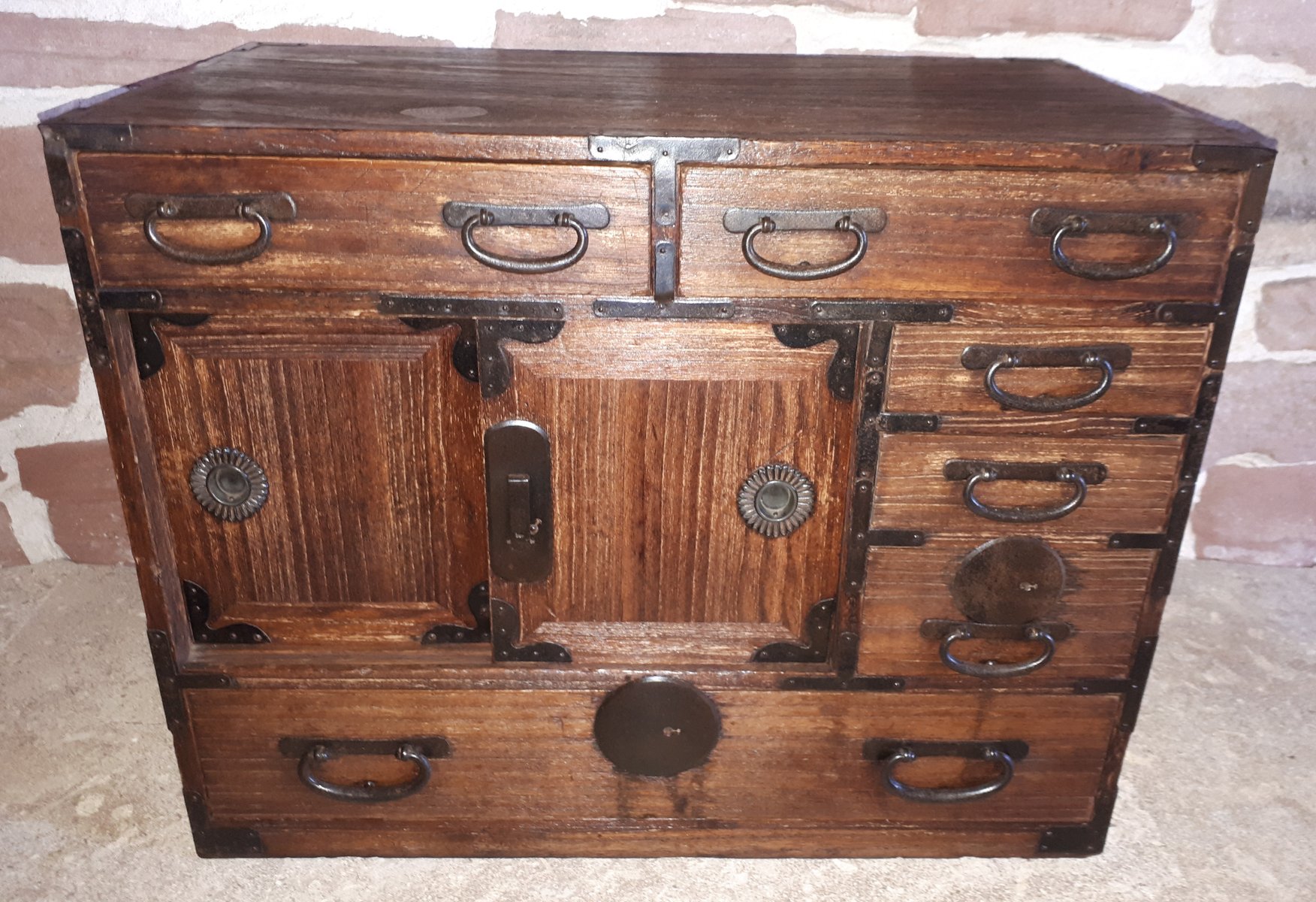 Small Japanese Tansu Cabinet, Japan for sale at Pamono