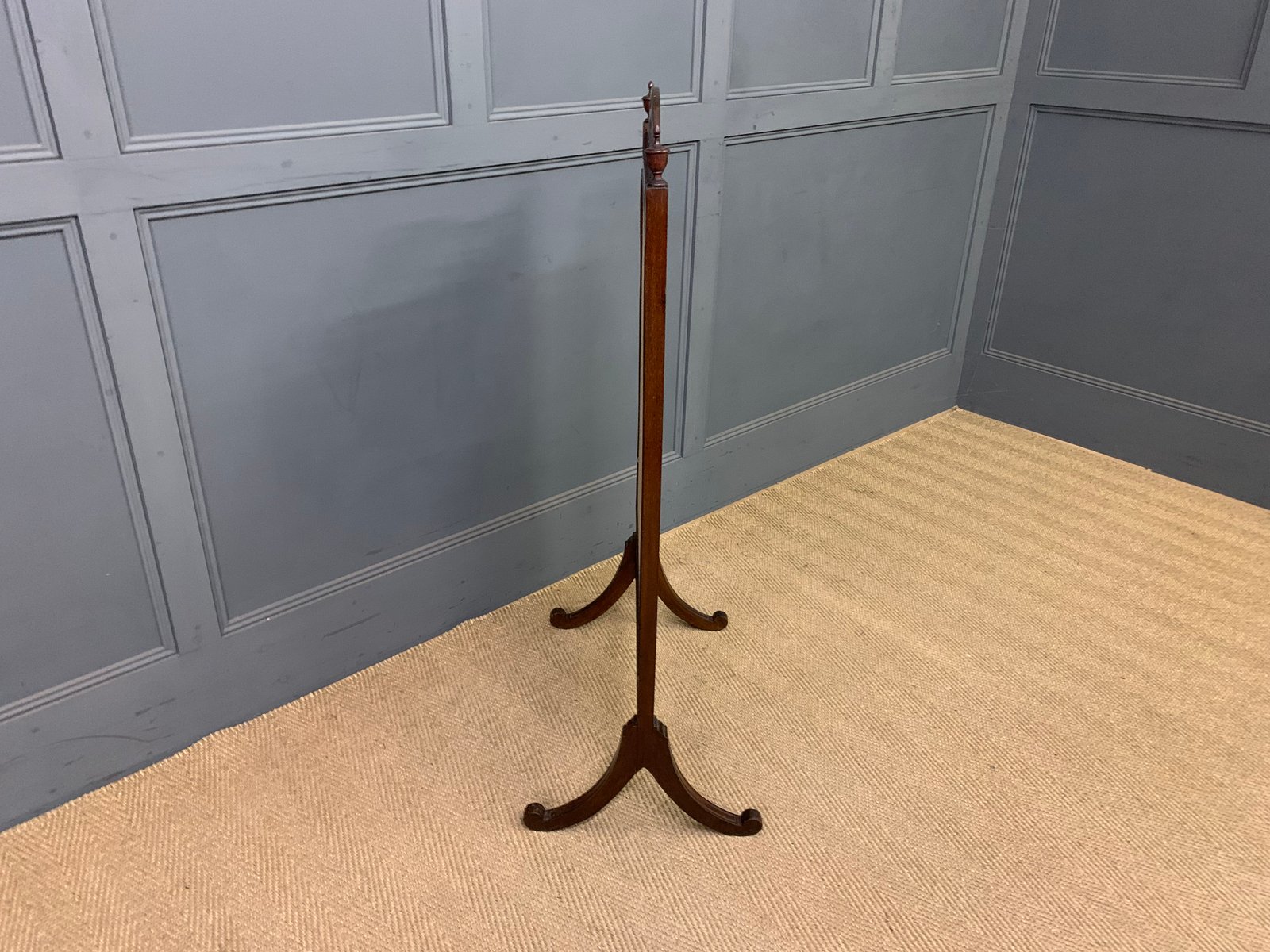 Victorian Mahogany Firescreen, 1890 for sale at Pamono