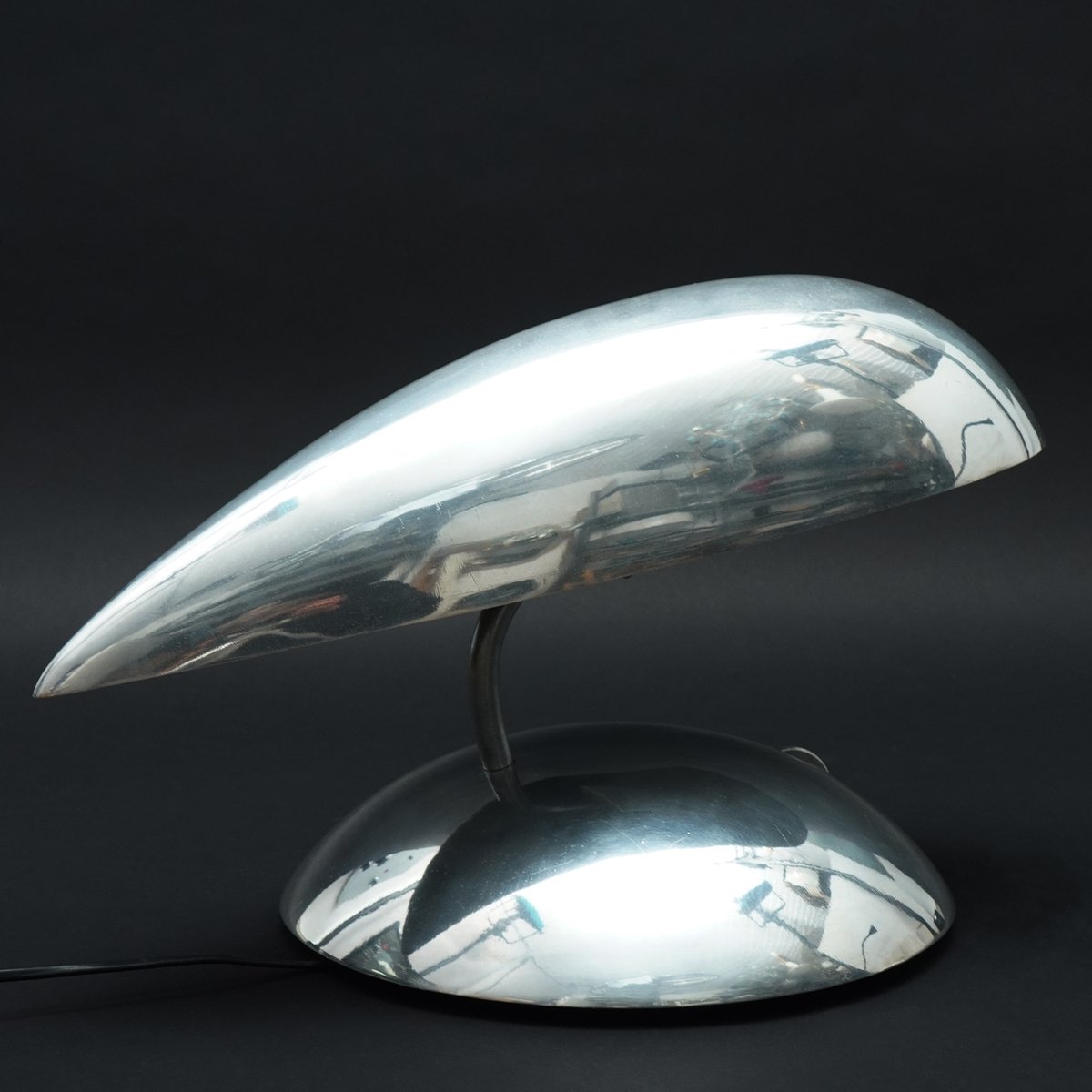 Space Alien Desk Lamp in Polished Aluminum, 1980s for sale at Pamono