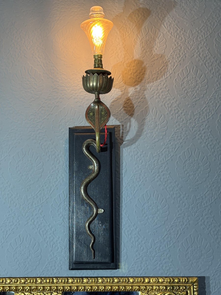 Art Deco Cobra Wall Light, 1920s for sale at Pamono