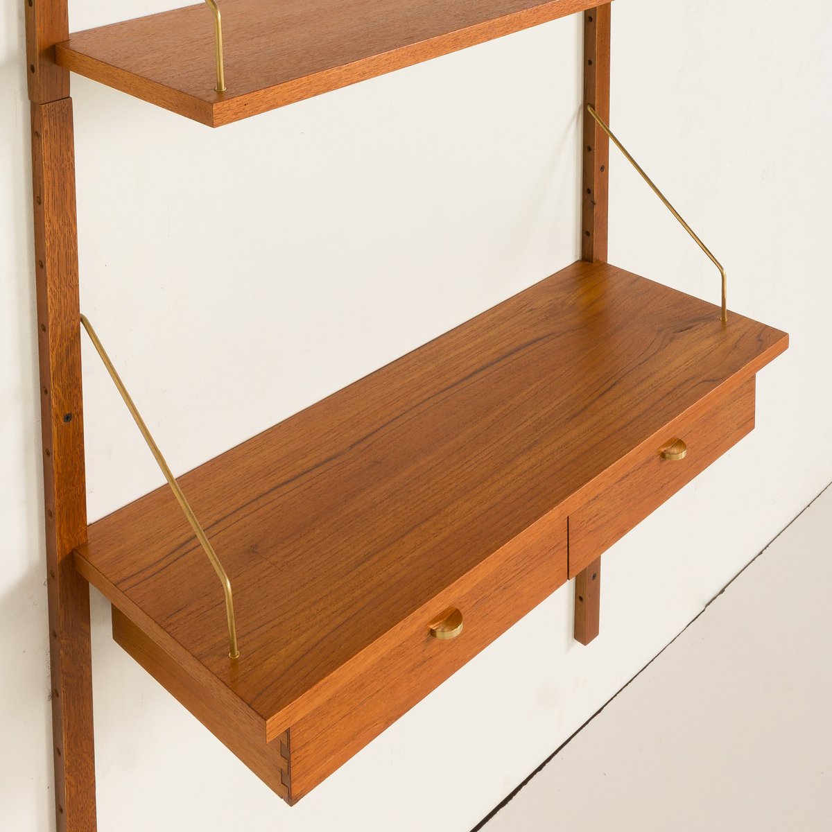 Mid-Century Modern Danish Wall Unit in Teak, 1960s for sale at Pamono