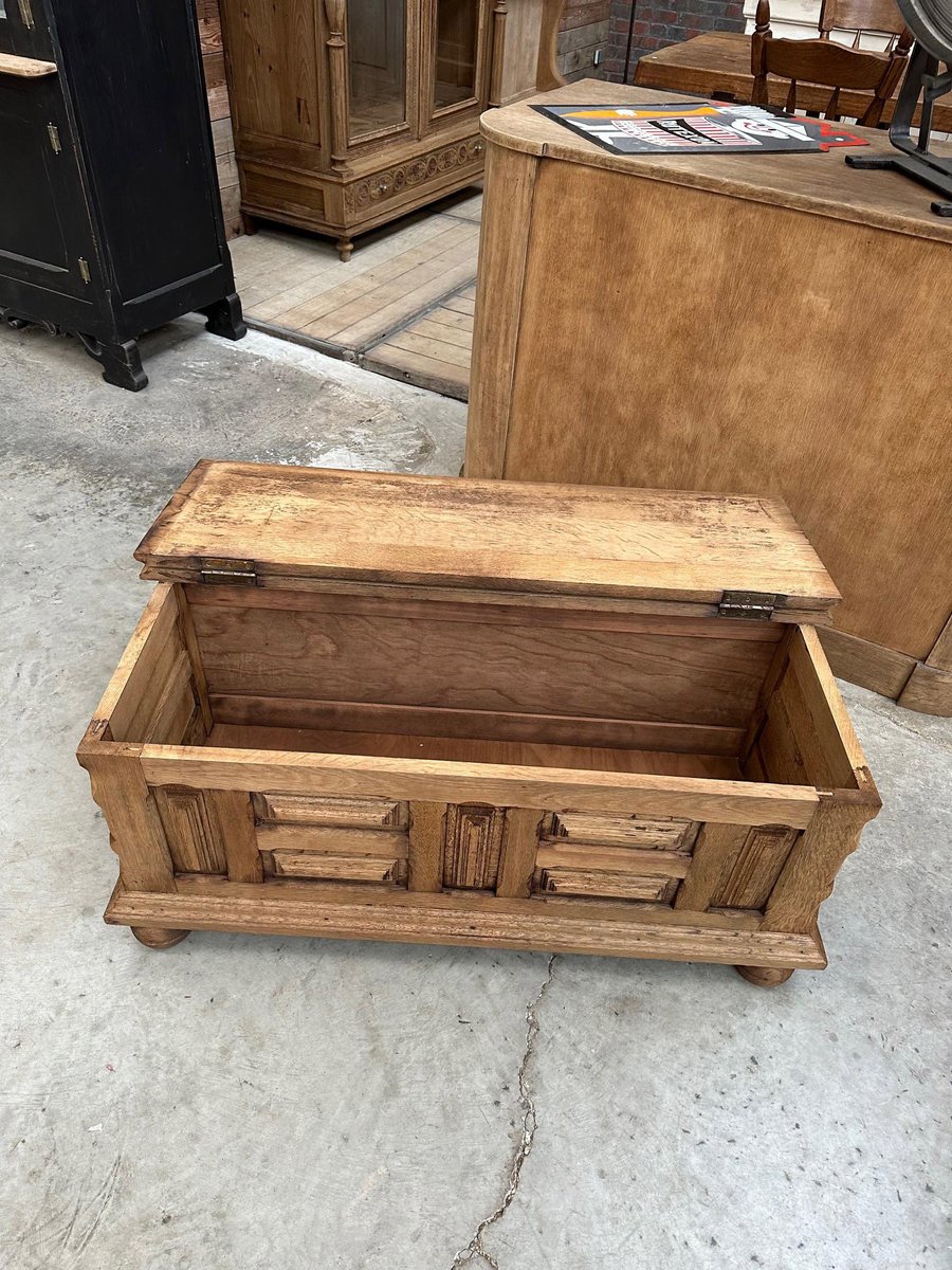 Oak Chest Bench, 1920s-1940s for sale at Pamono