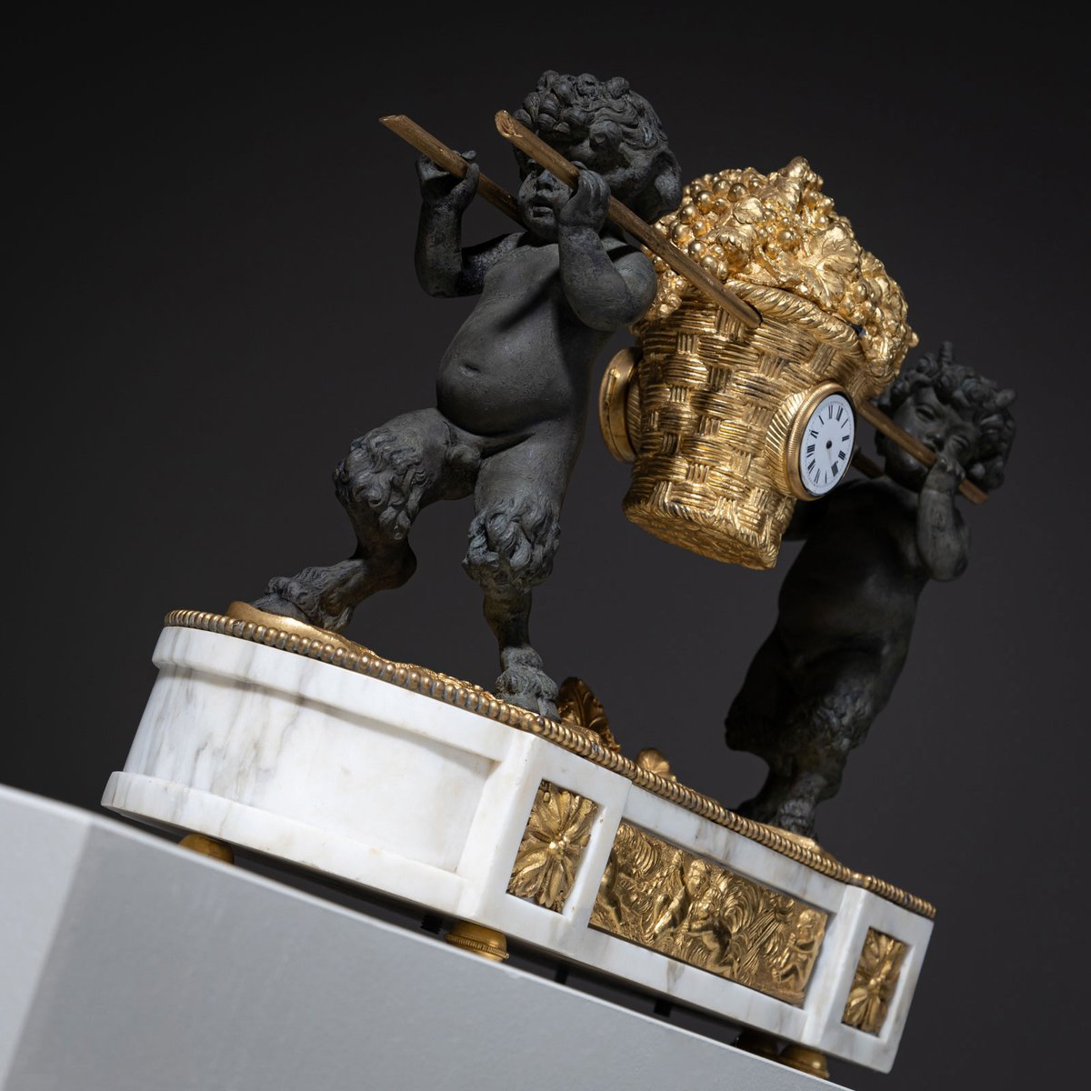 Mantel Clock with Small Satyrs, Early 19th Century for sale at Pamono