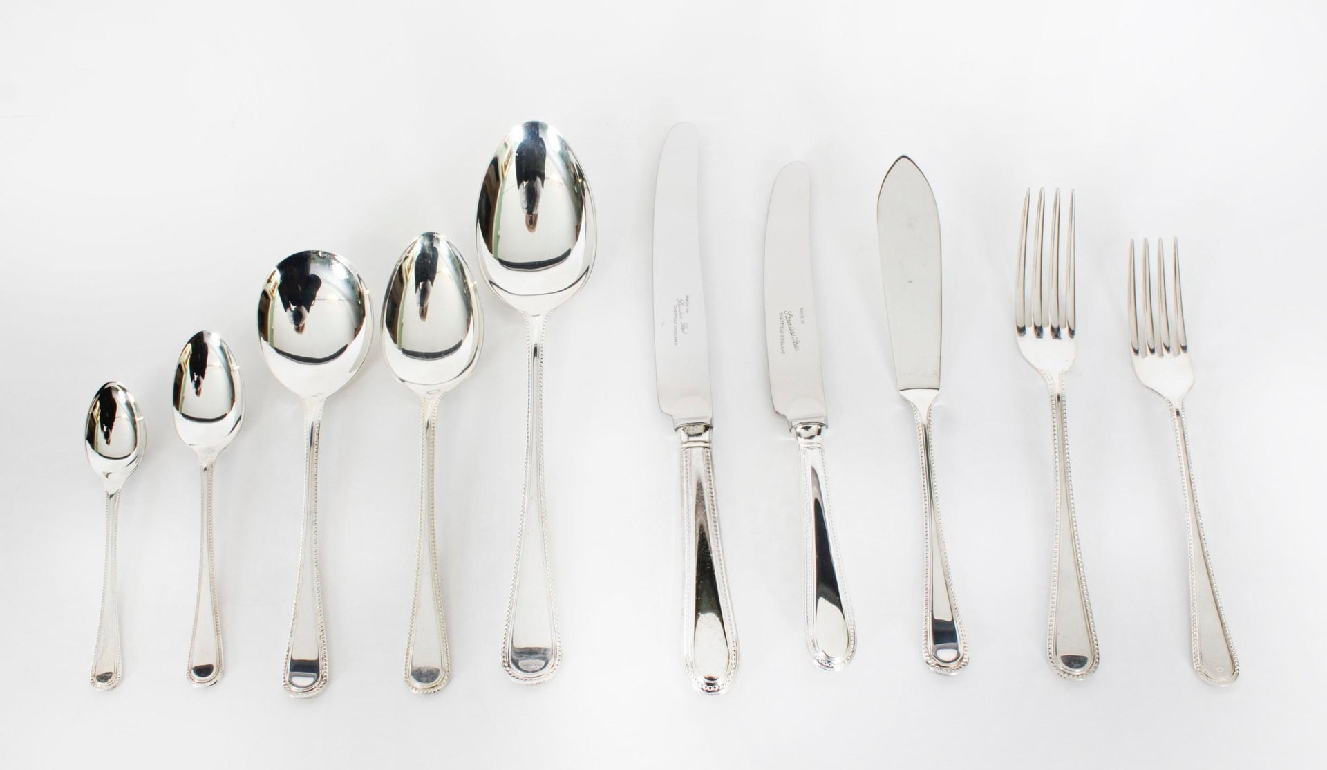 Vintage Canteen Silver-Plated Bead Pattern Cutlery Set, 20th Century ...