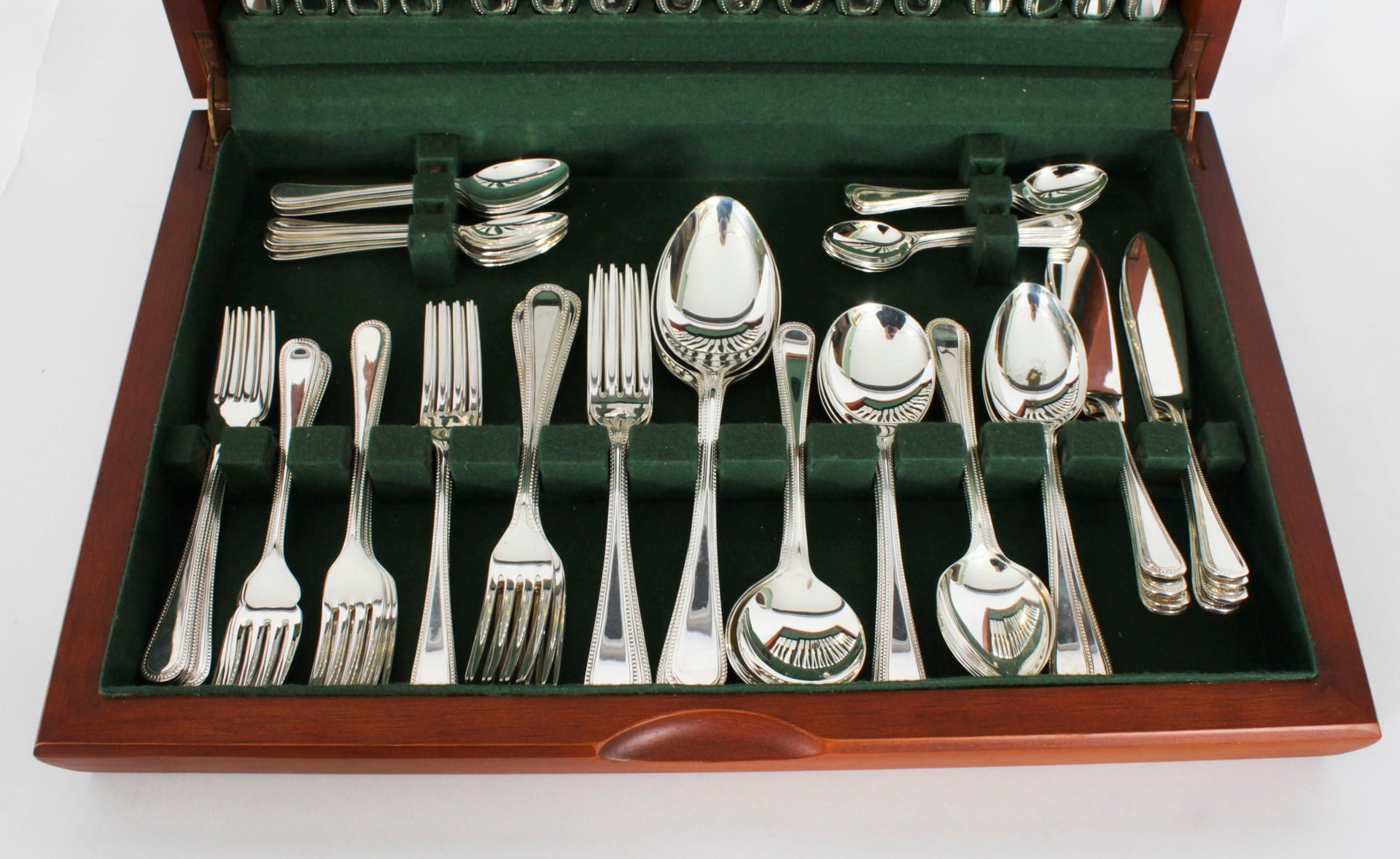 Vintage Canteen Silver-Plated Bead Pattern Cutlery Set, 20th Century ...