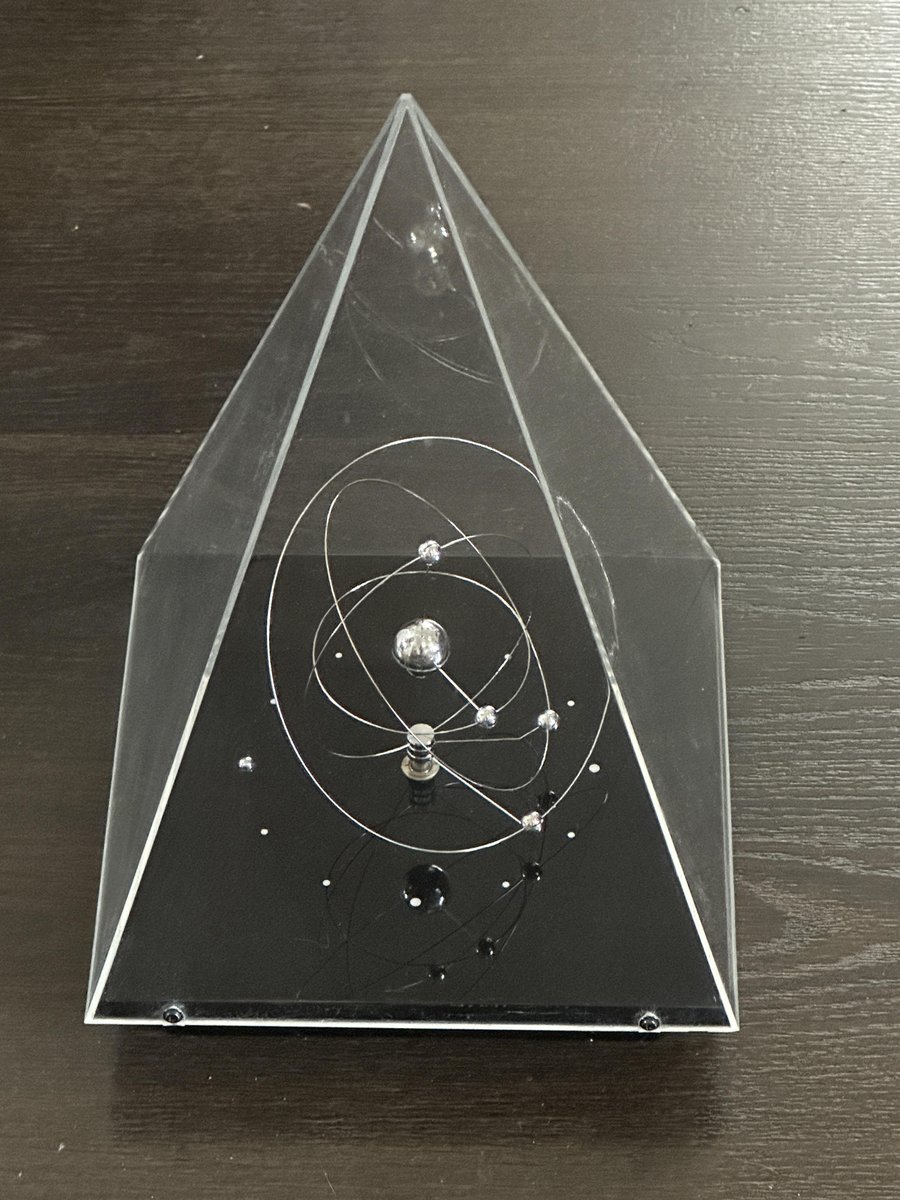 Vintage Pyramid Clock, 1980s for sale at Pamono