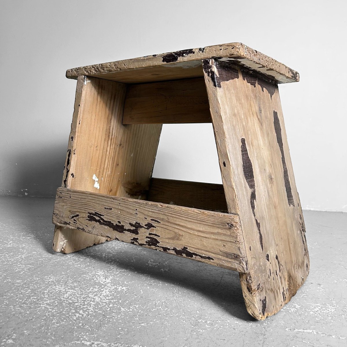 Vintage Wooden Stool, Japan, 1950s for sale at Pamono