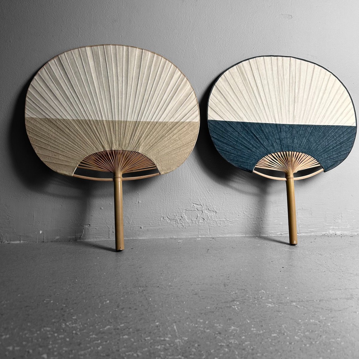 Japanese Hand Fans, 1970s, Set of 2 for sale at Pamono