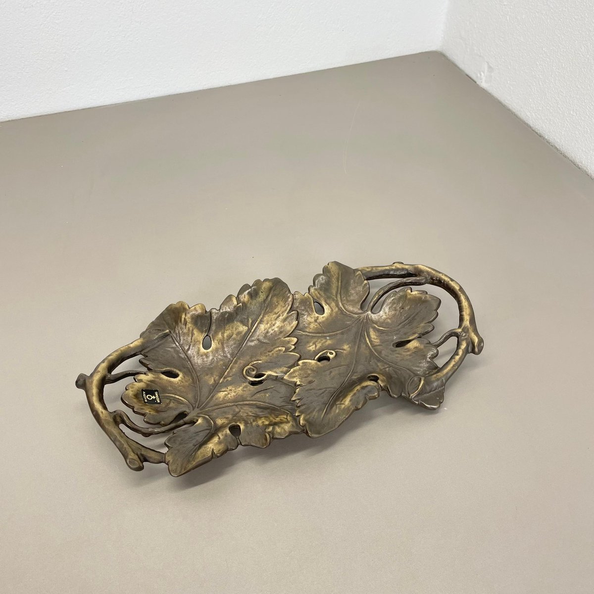 Large Brass Shell Plate, Germany, 1970s for sale at Pamono