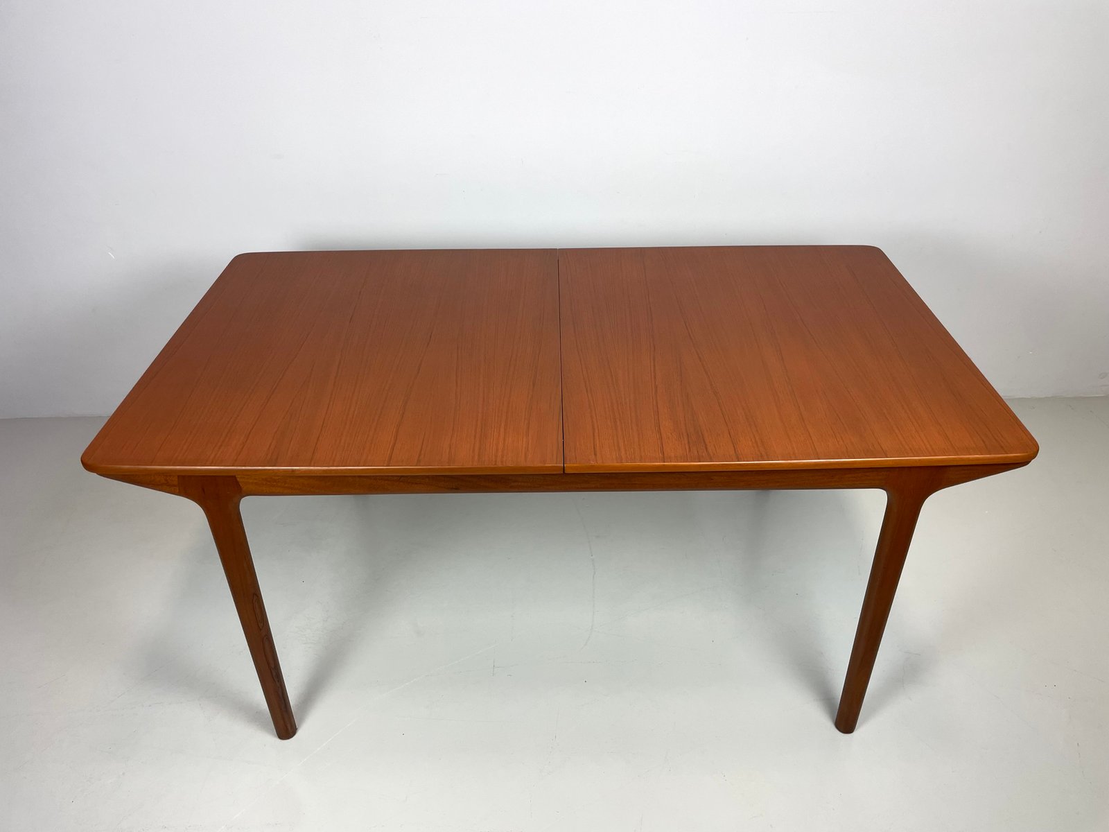 Vintage Dining Table by McIntosh 1960s for sale at Pamono