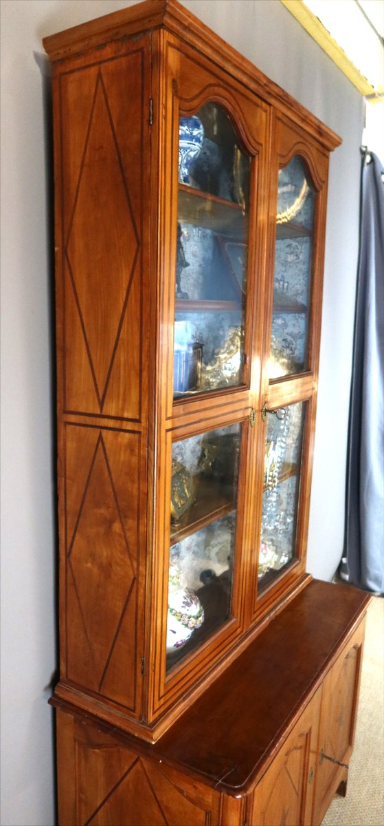 19th Century Walnut Display Cases, Set of 2 for sale at Pamono
