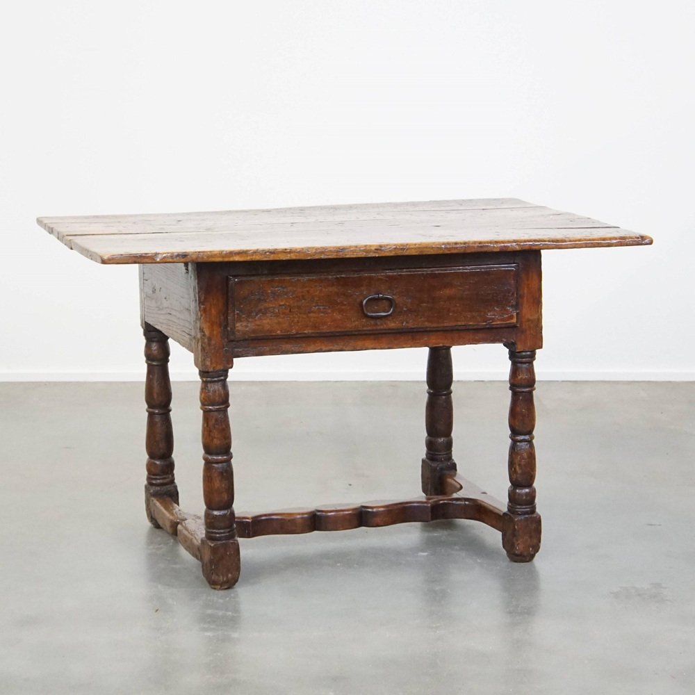 Antique Southern European Hall Table for sale at Pamono