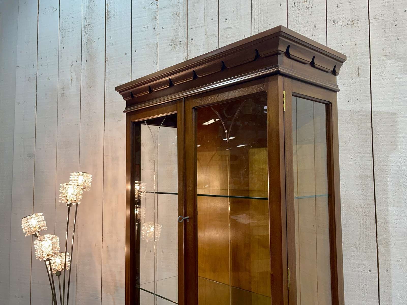 English Display Case with Two Yew Bodies, 1980s for sale at Pamono