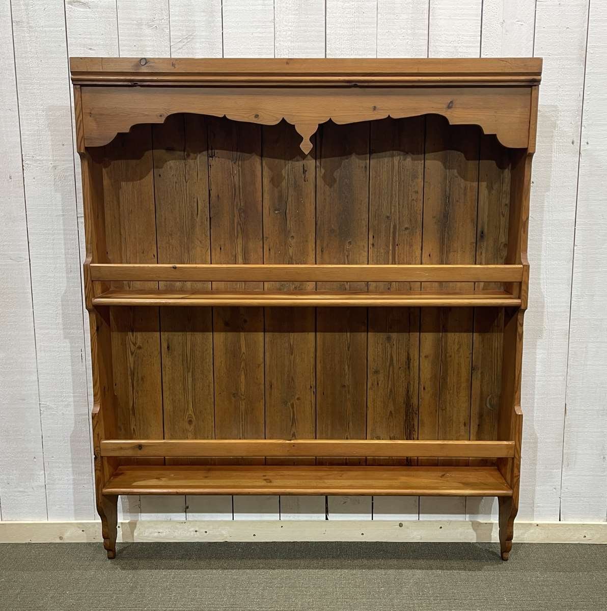 Vintage English Fir Shelf, 1930s for sale at Pamono