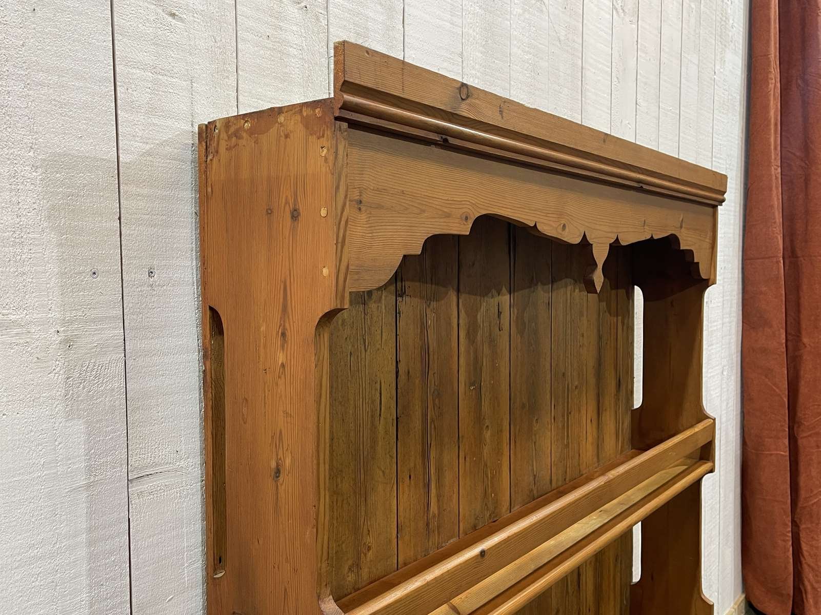 Vintage English Fir Shelf, 1930s for sale at Pamono