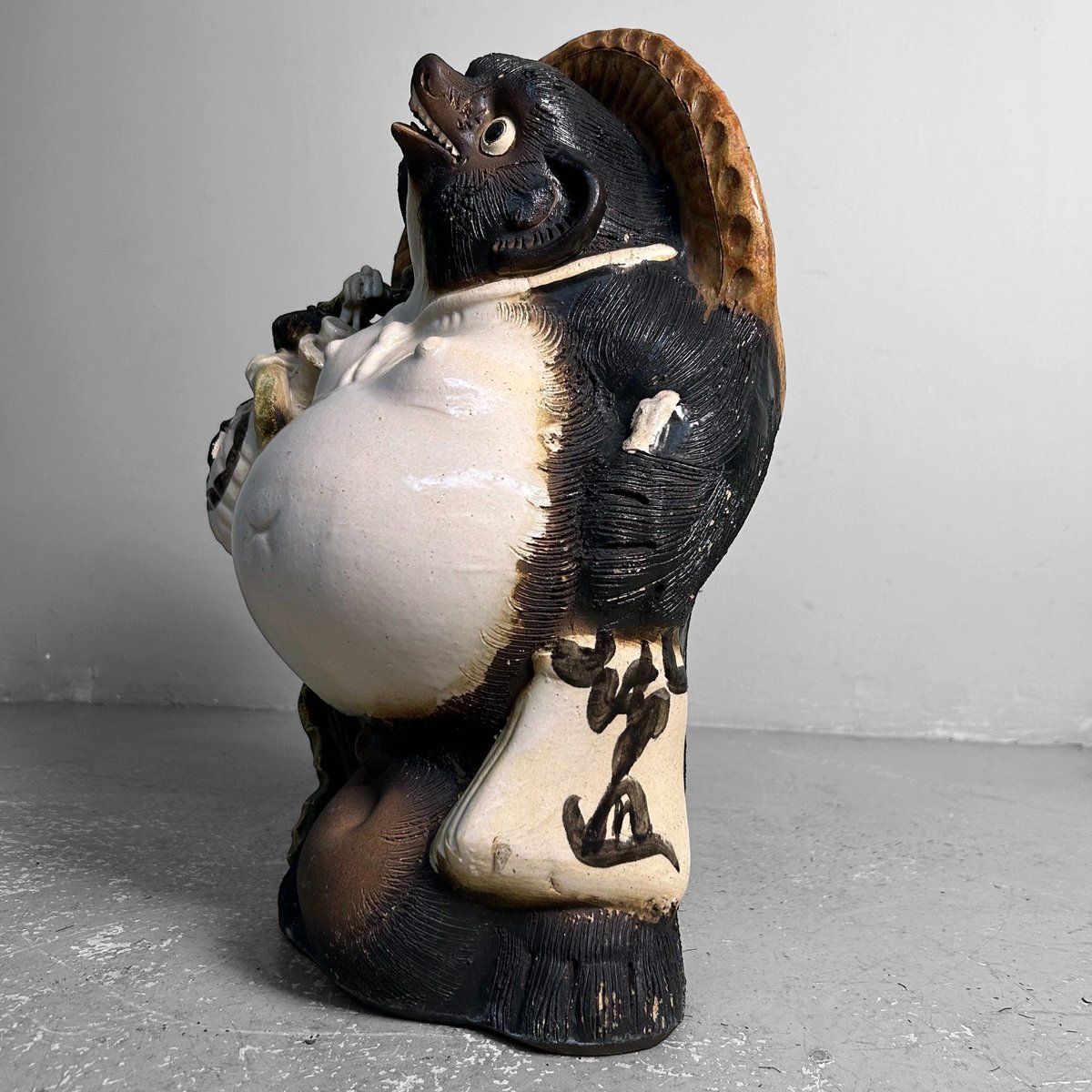 Large Shōwa Era Tanuki Statue, Japan, 1980s for sale at Pamono
